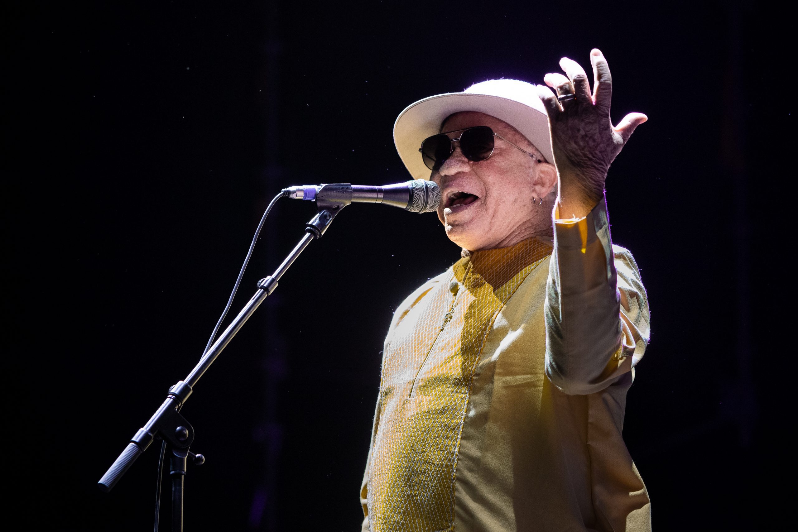Salif Keïta + Omara Portuondo (2023) Noches del Botánico - MERCADEO POP